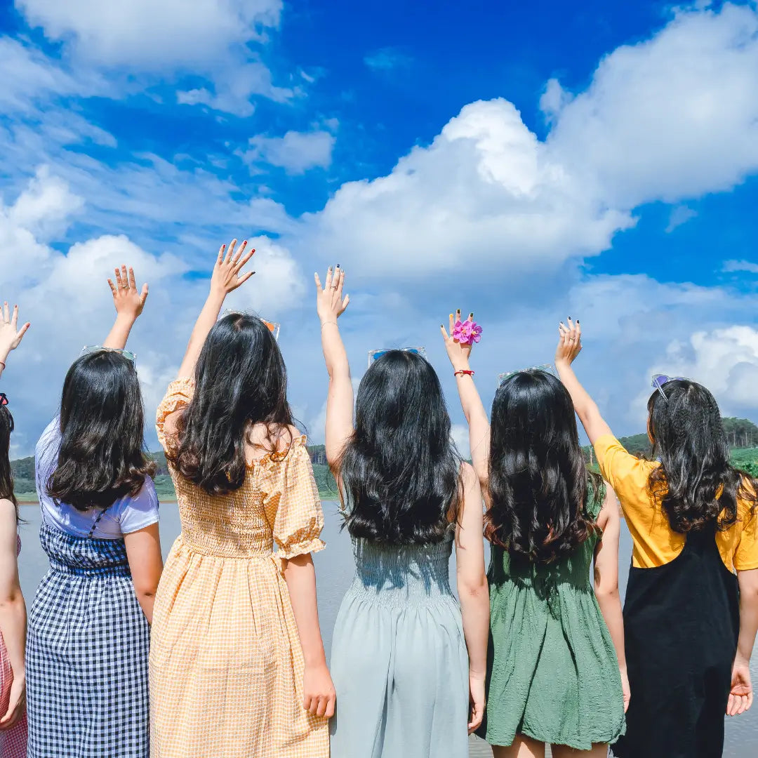 110 Friendship Quotes : Celebrating Unbreakable Bonds 🤝